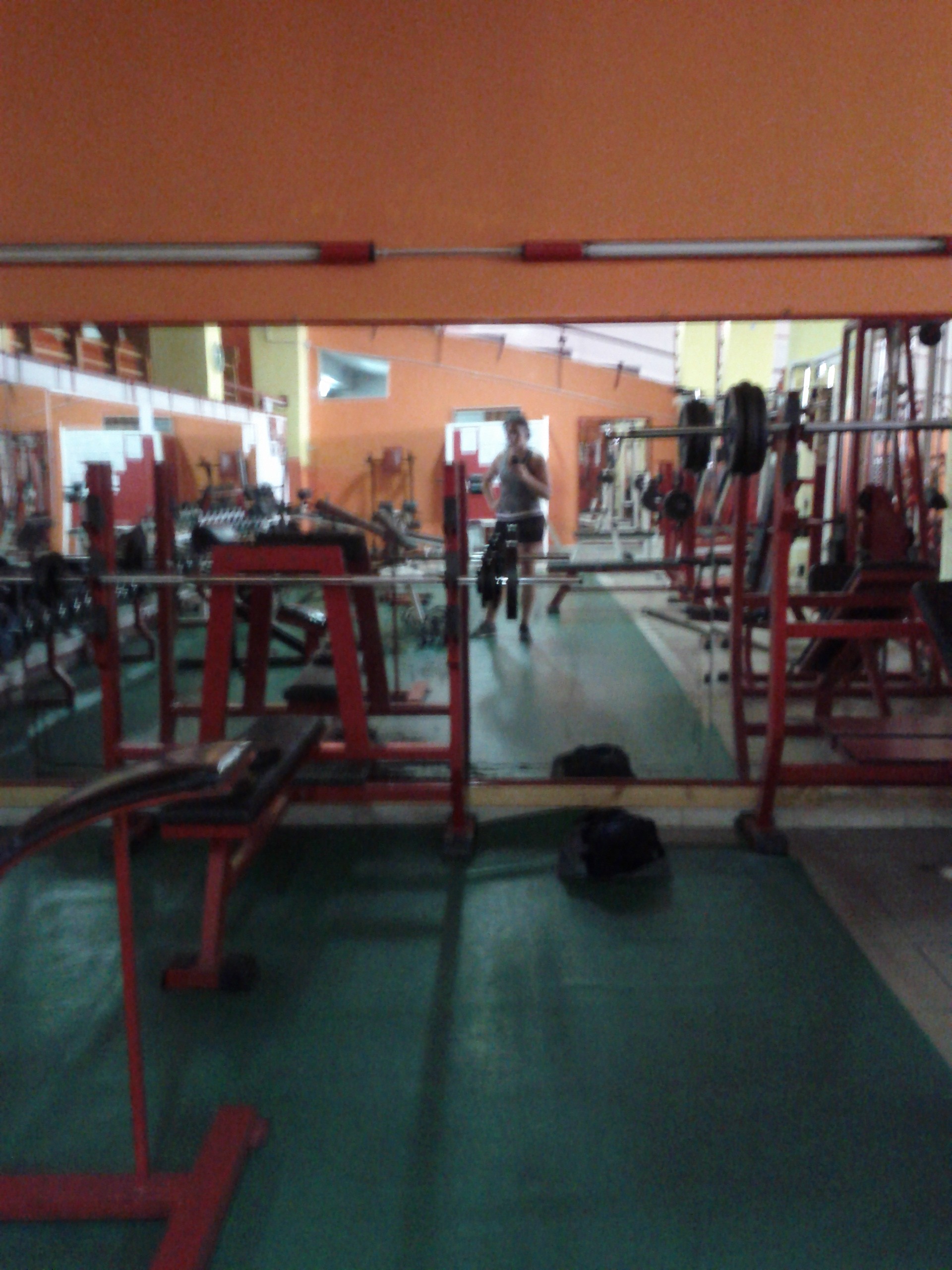 A lonely workout in a gym in Italy in August – Ms. Adventures in Italy